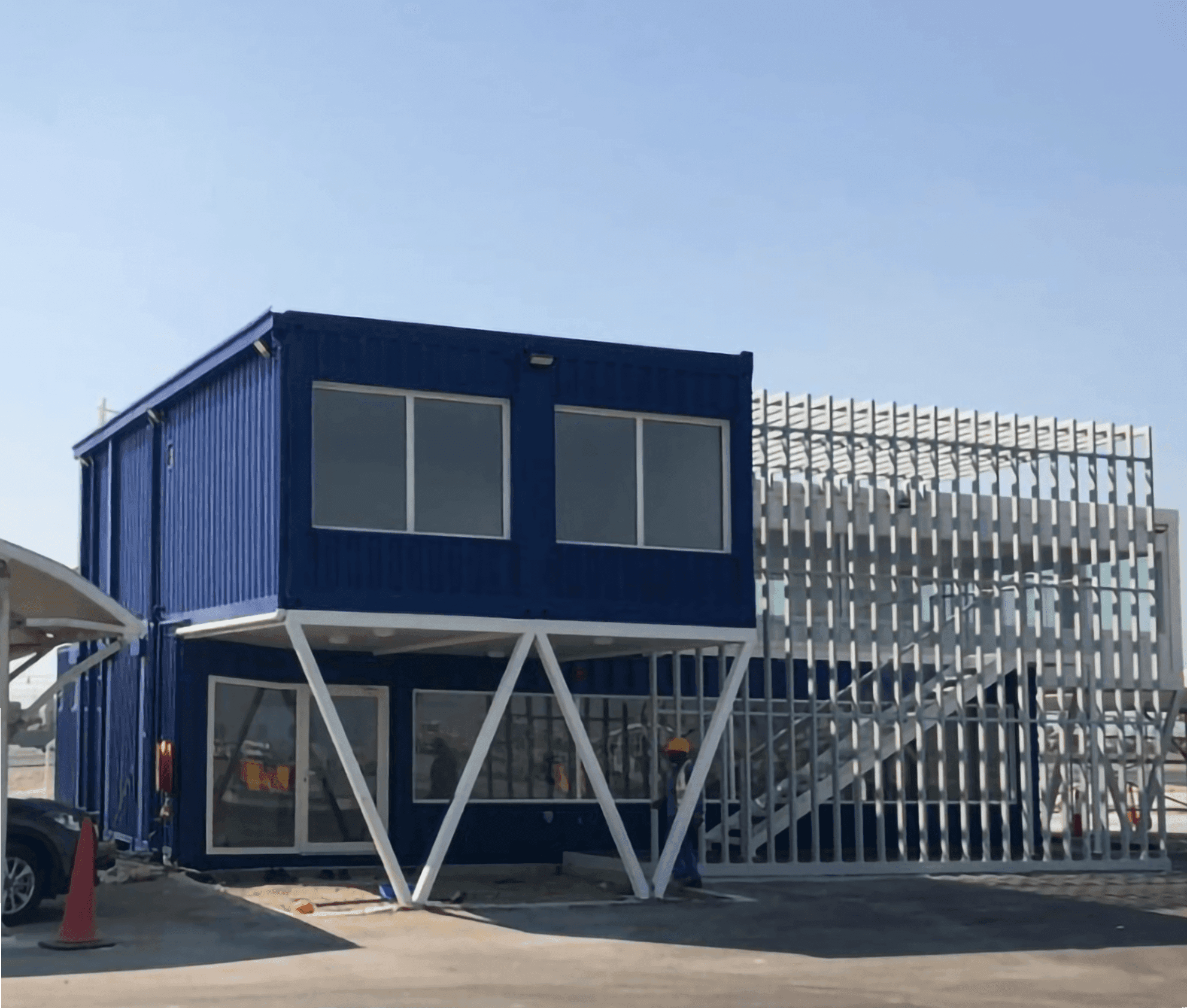 Smart Box :: Office Building at Auto Terminal Khalifa Port